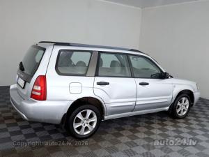 Grey Subaru Forester 2005 in Tallinn, with an engine capacity of 2.00 L and mileage of 268 thousand km for 799 €, photo 4 on AUTOMOTO.COM.LV