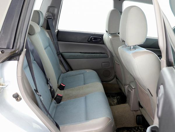 Pelēks Subaru Forester 2005 Tallina, ar dzinēja tilpumu 2.00 L un nobraukumu 268 tūkst. km par 499 €, foto 7 vietnē AUTOMOTO.COM.LV