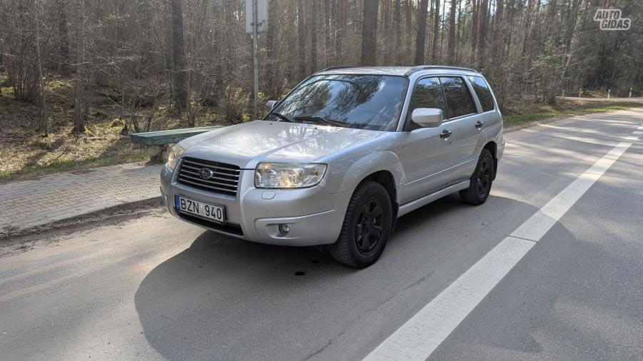Pelēks Subaru Forester 2006 Jonava, ar dzinēja tilpumu 2.00 L un nobraukumu 313 tūkst. km par 3200 €, foto 1 vietnē AUTOMOTO.COM.LV