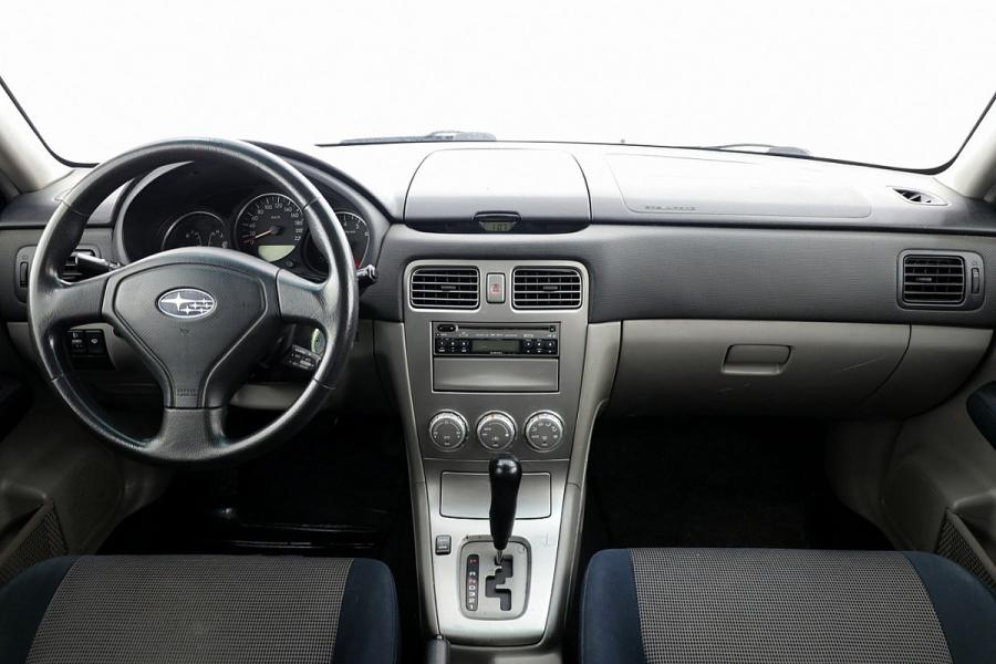 Pelēks Subaru Forester 2006 Tallina, ar dzinēja tilpumu 2.00 L un nobraukumu 307 tūkst. km par 2199 €, foto 13 vietnē AUTOMOTO.COM.LV