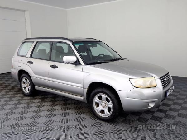 Pelēks Subaru Forester 2006 Tallina, ar dzinēja tilpumu 2.00 L un nobraukumu 217 tūkst. km par 1199 €, foto 1 vietnē AUTOMOTO.COM.LV