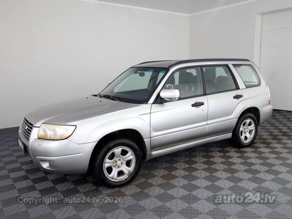 Pelēks Subaru Forester 2006 Tallina, ar dzinēja tilpumu 2.00 L un nobraukumu 217 tūkst. km par 1199 €, foto 3 vietnē AUTOMOTO.COM.LV