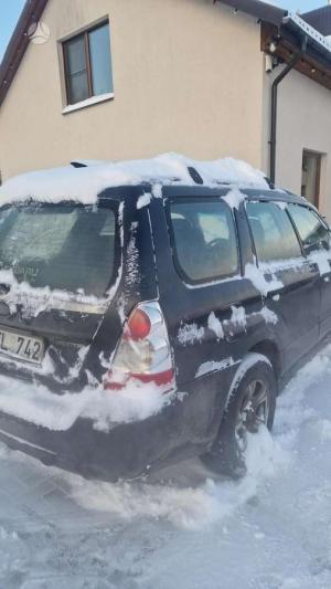 Pelēks Subaru Forester 2007 Viļņa, ar dzinēja tilpumu 1.99 L un nobraukumu 250 tūkst. km par 4200 €, foto 2 vietnē AUTOMOTO.COM.LV