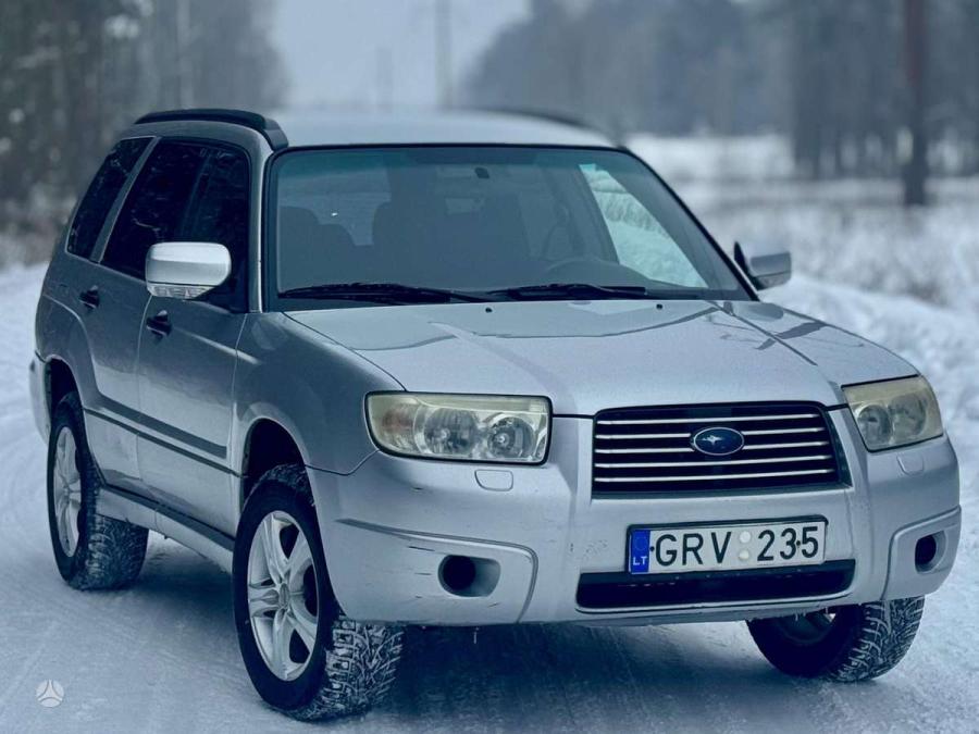 Pelēks Subaru Forester 2007 Radviliškis, ar dzinēja tilpumu 2.00 L un nobraukumu 300 tūkst. km par 1750 €, foto 1 vietnē AUTOMOTO.COM.LV