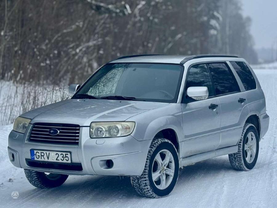 Pelēks Subaru Forester 2007 Radviliškis, ar dzinēja tilpumu 2.00 L un nobraukumu 300 tūkst. km par 1750 €, foto 2 vietnē AUTOMOTO.COM.LV