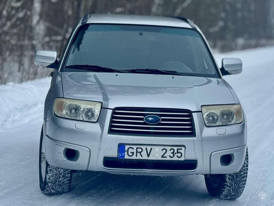 Pelēks Subaru Forester 2007 Radviliškis, ar dzinēja tilpumu 2.00 L un nobraukumu 300 tūkst. km par 1750 €, foto 6 vietnē AUTOMOTO.COM.LV