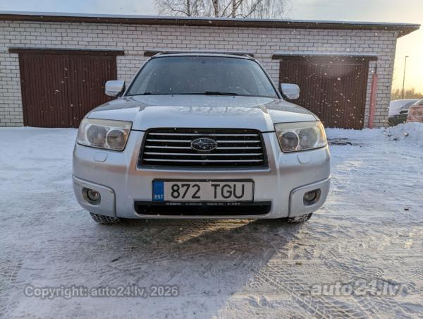 Pelēks Subaru Forester 2007 Paide, ar dzinēja tilpumu 2.00 L un nobraukumu 220 tūkst. km par 1499 €, foto 2 vietnē AUTOMOTO.COM.LV