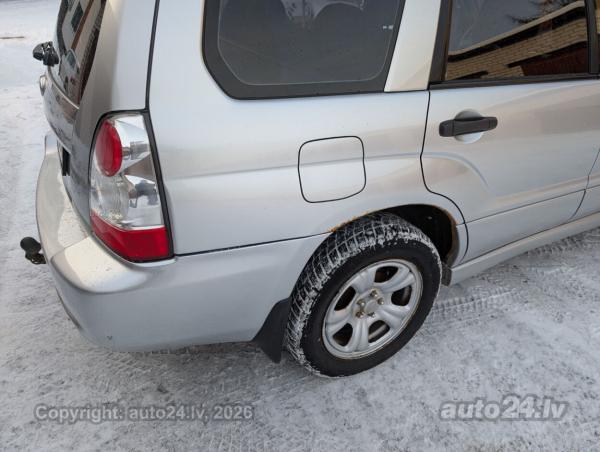 Pelēks Subaru Forester 2007 Paide, ar dzinēja tilpumu 2.00 L un nobraukumu 220 tūkst. km par 1499 €, foto 10 vietnē AUTOMOTO.COM.LV
