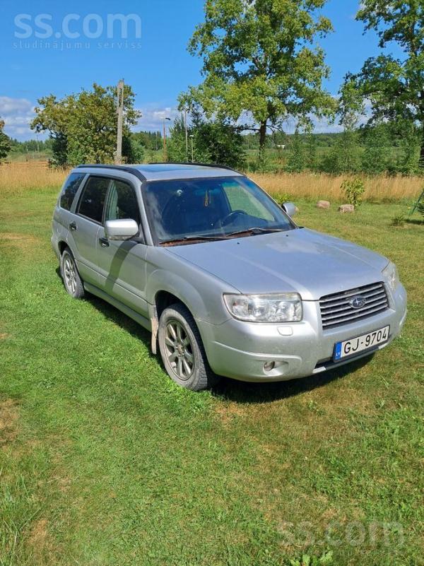 Grey Subaru Forester 2007 in Riga, with an engine capacity of 2.00 L and mileage of 423 thousand km for 2100 €, photo 2 on AUTOMOTO.COM.LV