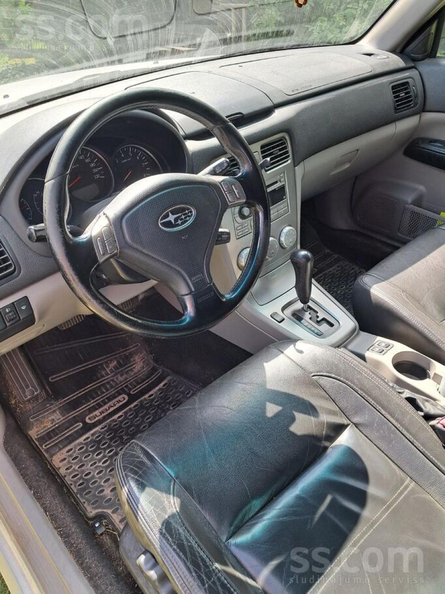 Pelēks Subaru Forester 2007 Rīga, ar dzinēja tilpumu 2.00 L un nobraukumu 423 tūkst. km par 2100 €, foto 6 vietnē AUTOMOTO.COM.LV