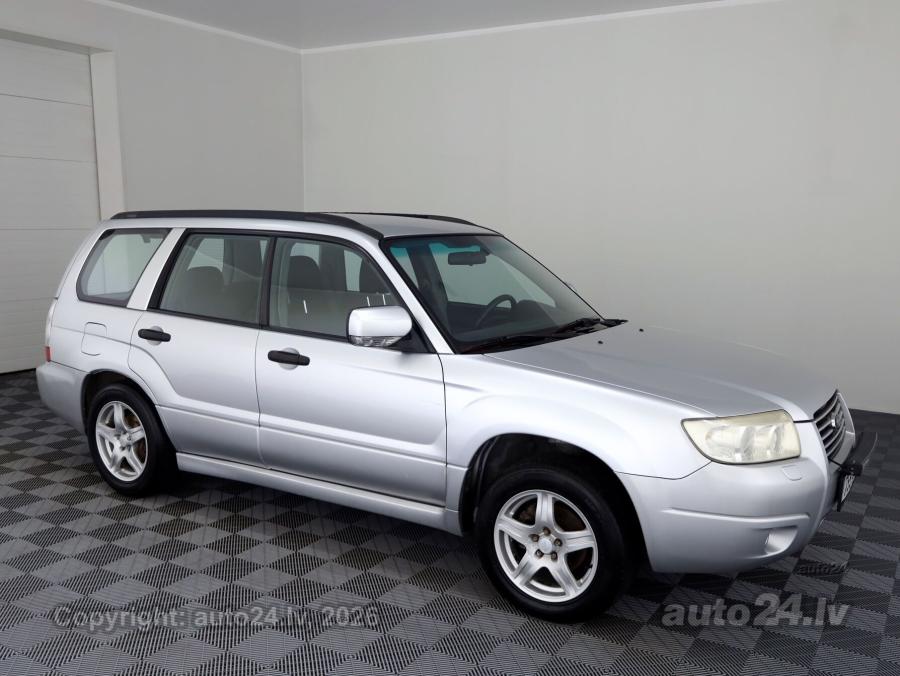 Grey Subaru Forester 2007 in Tallinn, with an engine capacity of 2.00 L and mileage of 198 thousand km for 2199 €, photo 1 on AUTOMOTO.COM.LV