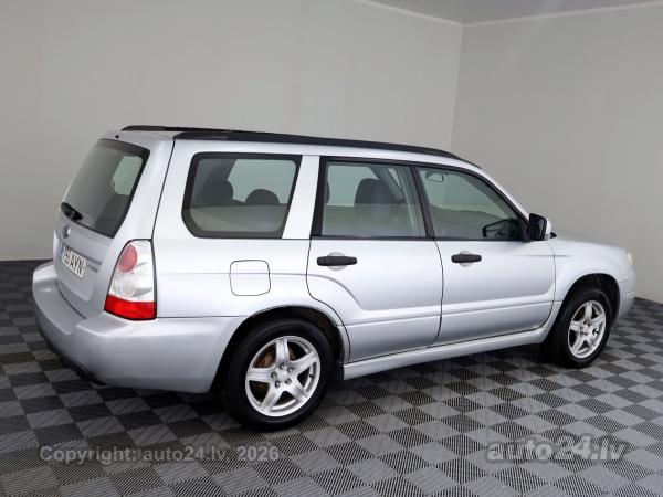 Grey Subaru Forester 2007 in Tallinn, with an engine capacity of 2.00 L and mileage of 198 thousand km for 2199 €, photo 3 on AUTOMOTO.COM.LV