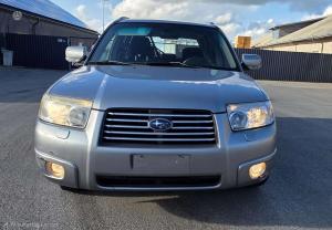 Grey Subaru Forester 2007 in Taurage, with an engine capacity of 1.99 L and mileage of 250 thousand km for 3300 €, photo 4 on AUTOMOTO.COM.LV