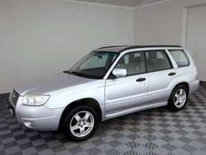 Pelēks Subaru Forester 2007 Tallina, ar dzinēja tilpumu 2.00 L un nobraukumu 198 tūkst. km par 2199 €, foto 3 vietnē AUTOMOTO.COM.LV