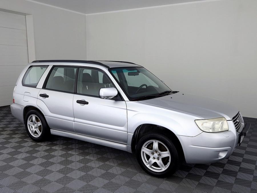 Pelēks Subaru Forester 2007 Tallina, ar dzinēja tilpumu 2.00 L un nobraukumu 198 tūkst. km par 2199 €, foto 9 vietnē AUTOMOTO.COM.LV