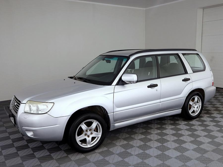 Pelēks Subaru Forester 2007 Tallina, ar dzinēja tilpumu 2.00 L un nobraukumu 198 tūkst. km par 2199 €, foto 10 vietnē AUTOMOTO.COM.LV
