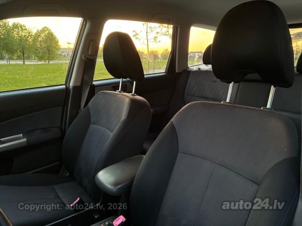 Pelēks Subaru Forester 2008 Tallina, ar dzinēja tilpumu 2.00 L un nobraukumu 220 tūkst. km par 3999 €, foto 5 vietnē AUTOMOTO.COM.LV