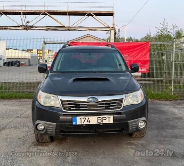 Pelēks Subaru Forester 2008 Tallina, ar dzinēja tilpumu 2.00 L un nobraukumu 331 tūkst. km par 1399 €, foto 3 vietnē AUTOMOTO.COM.LV