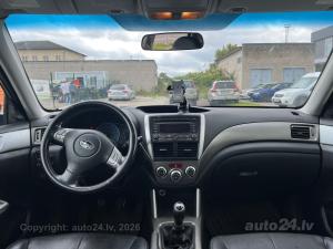 Pelēks Subaru Forester 2008 Narva, ar dzinēja tilpumu 2.00 L un nobraukumu 333 tūkst. km par 1999 €, foto 12 vietnē AUTOMOTO.COM.LV