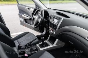 Grey Subaru Forester 2009 in Tallinn, with an engine capacity of 2.00 L and mileage of 99 thousand km for 4999 €, photo 12 on AUTOMOTO.COM.LV