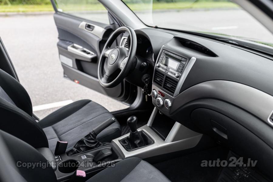 Grey Subaru Forester 2009 in Tallinn, with an engine capacity of 2.00 L and mileage of 99 thousand km for 4999 €, photo 12 on AUTOMOTO.COM.LV