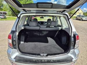 Grey Subaru Forester 2009 in Utena, with an engine capacity of 2.00 L and mileage of 217 thousand km for 6400 €, photo 12 on AUTOMOTO.COM.LV