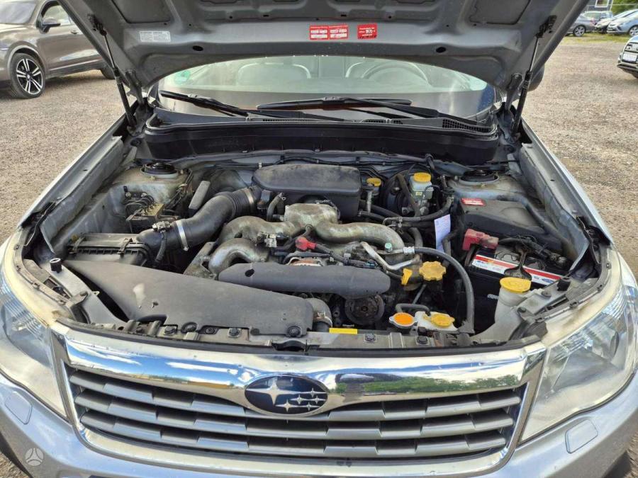 Grey Subaru Forester 2009 in Utena, with an engine capacity of 2.00 L and mileage of 217 thousand km for 6400 €, photo 15 on AUTOMOTO.COM.LV