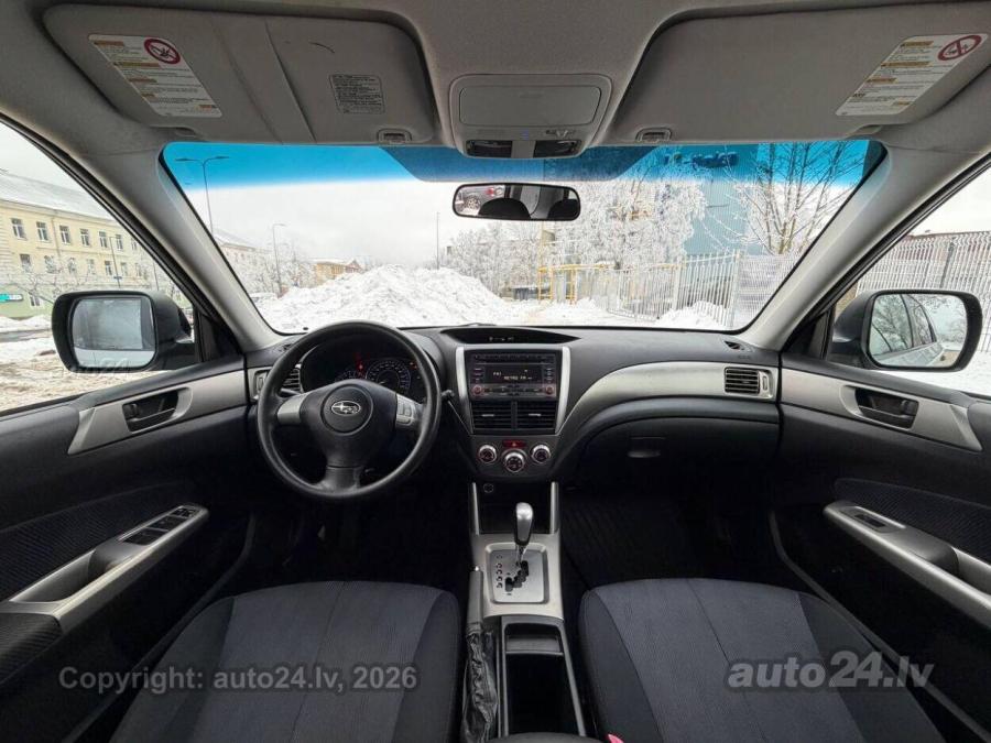 Grey Subaru Forester 2010 in Tallinn, with an engine capacity of 2.00 L and mileage of 265 thousand km for 3999 €, photo 2 on AUTOMOTO.COM.LV