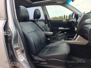 Pelēks Subaru Forester 2010 Paide, ar dzinēja tilpumu 2.00 L un nobraukumu 345 tūkst. km par 4990 €, foto 11 vietnē AUTOMOTO.COM.LV