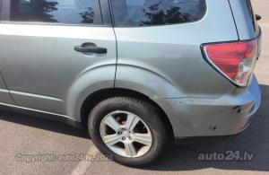 Pelēks Subaru Forester 2010 Tallina, ar dzinēja tilpumu 2.00 L un nobraukumu 265 tūkst. km par 2990 €, foto 6 vietnē AUTOMOTO.COM.LV
