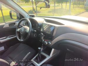 Pelēks Subaru Forester 2010 Tallina, ar dzinēja tilpumu 2.00 L un nobraukumu 265 tūkst. km par 2990 €, foto 13 vietnē AUTOMOTO.COM.LV