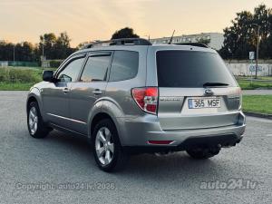 Grey Subaru Forester 2010 in Tallinn, with an engine capacity of 2.00 L and mileage of 217 thousand km for 4290 €, photo 4 on AUTOMOTO.COM.LV