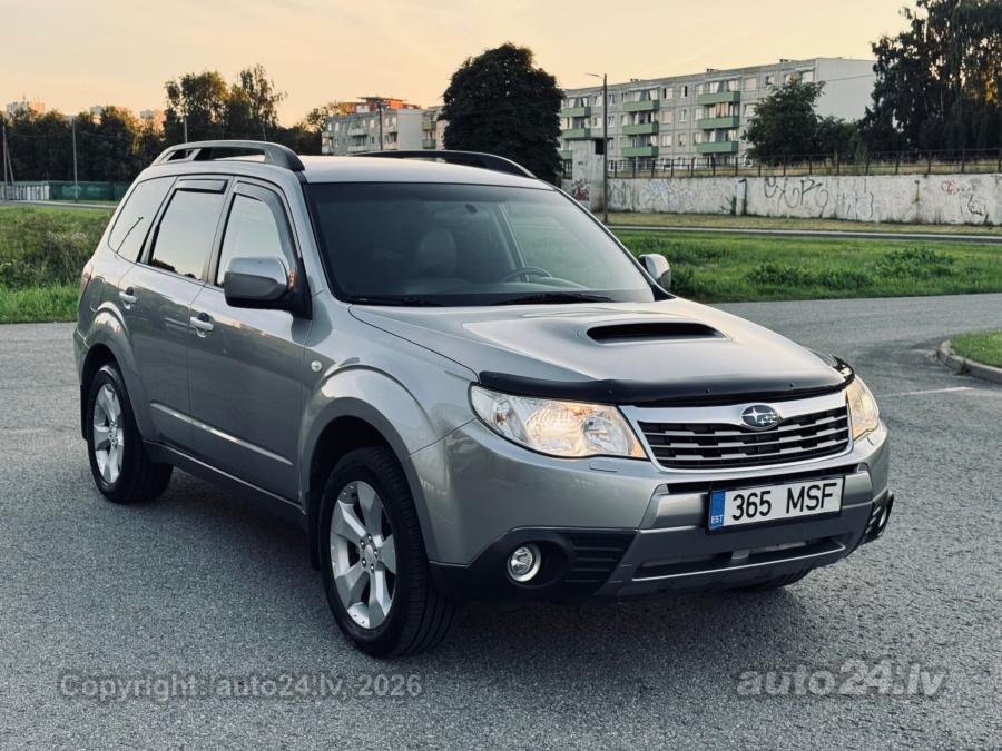 Grey Subaru Forester 2010 in Tallinn, with an engine capacity of 2.00 L and mileage of 217 thousand km for 4290 €, photo 7 on AUTOMOTO.COM.LV
