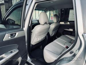 Grey Subaru Forester 2010 in Tallinn, with an engine capacity of 2.00 L and mileage of 217 thousand km for 4290 €, photo 10 on AUTOMOTO.COM.LV