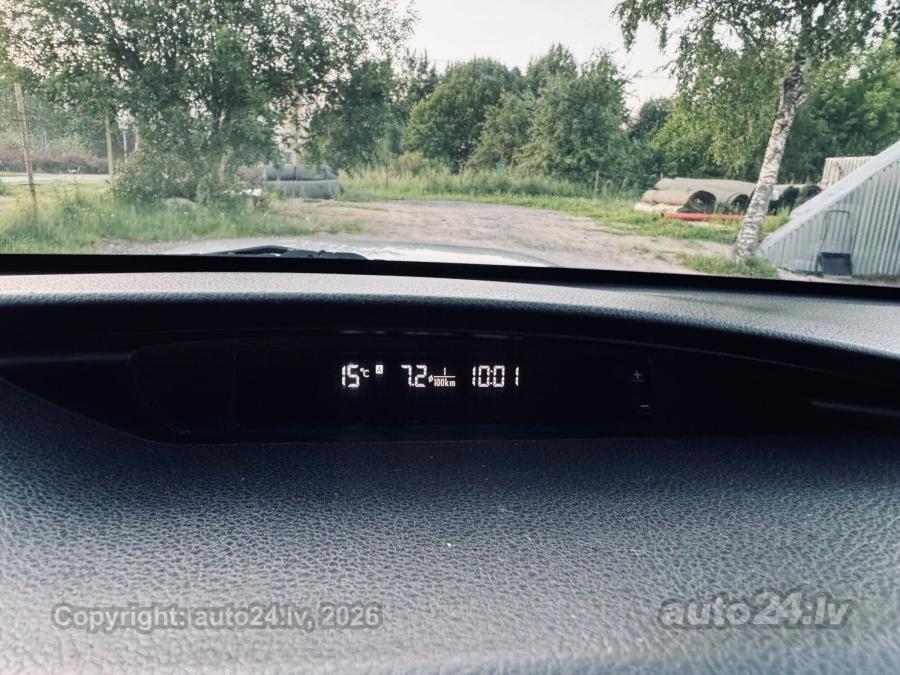 Grey Subaru Forester 2010 in Tallinn, with an engine capacity of 2.00 L and mileage of 217 thousand km for 4290 €, photo 25 on AUTOMOTO.COM.LV