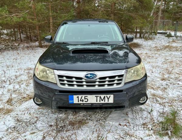 Pelēks Subaru Forester 2011 Pērnava, ar dzinēja tilpumu 2.00 L un nobraukumu 350 tūkst. km par 3900 €, foto 3 vietnē AUTOMOTO.COM.LV
