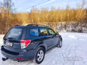 Pelēks Subaru Forester 2011 Viljandi, ar dzinēja tilpumu 2.00 L un nobraukumu 347 tūkst. km par 4200 €, foto 3 vietnē AUTOMOTO.COM.LV