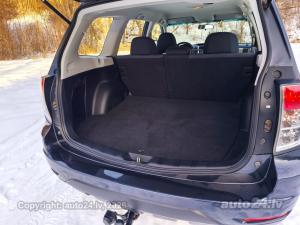 Pelēks Subaru Forester 2011 Viljandi, ar dzinēja tilpumu 2.00 L un nobraukumu 347 tūkst. km par 3600 €, foto 9 vietnē AUTOMOTO.COM.LV