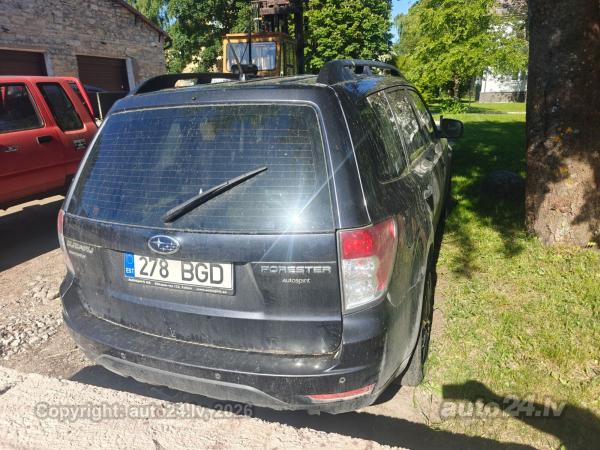 Серый Субару Форестер 2012 в Таллин, объемом двигателя 2.00 л и пробегом 339 тыс. км за 999 €, фото 5 на AUTOMOTO.COM.LV
