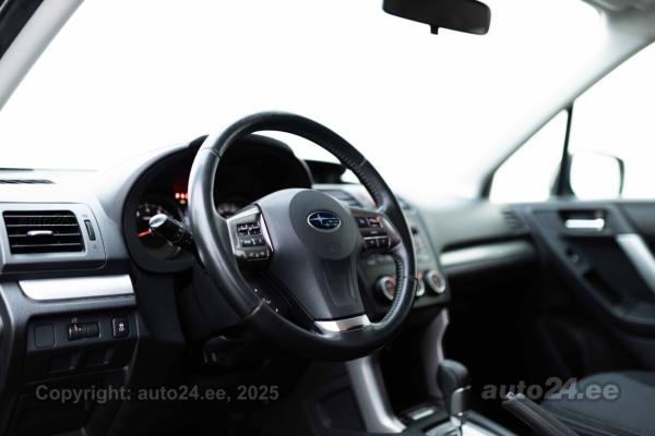 Pelēks Subaru Forester 2013 Tallina, ar dzinēja tilpumu 2.00 L un nobraukumu 240 tūkst. km par 6900 €, foto 11 vietnē AUTOMOTO.COM.LV