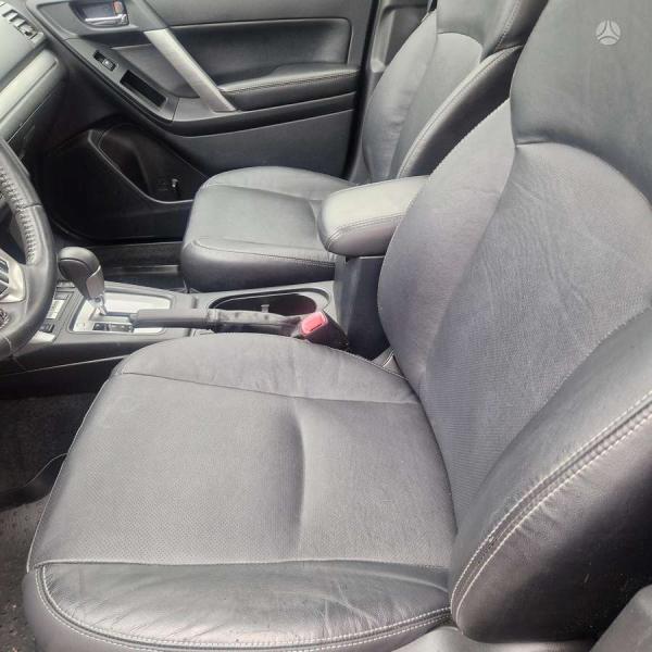 Grey Subaru Forester 2013 in Utena, with an engine capacity of 2.00 L and mileage of 150 thousand km for 7450 €, photo 7 on AUTOMOTO.COM.LV
