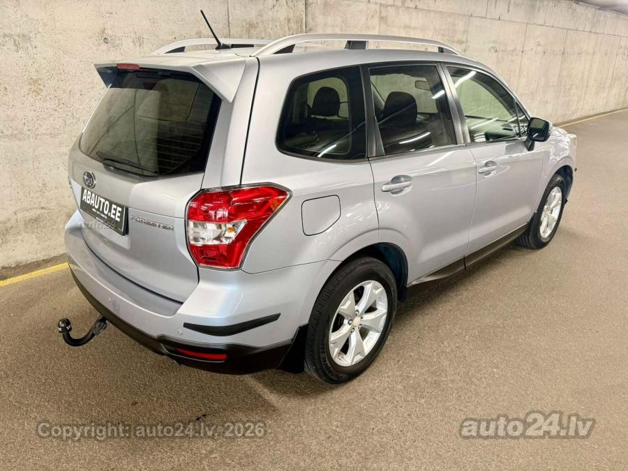Pelēks Subaru Forester 2014 Tallina, ar dzinēja tilpumu 2.00 L un nobraukumu 230 tūkst. km par 6995 €, foto 3 vietnē AUTOMOTO.COM.LV
