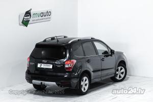 Grey Subaru Forester 2014 in Tallinn, with an engine capacity of 2.00 L and mileage of 236 thousand km for 6990 €, photo 3 on AUTOMOTO.COM.LV