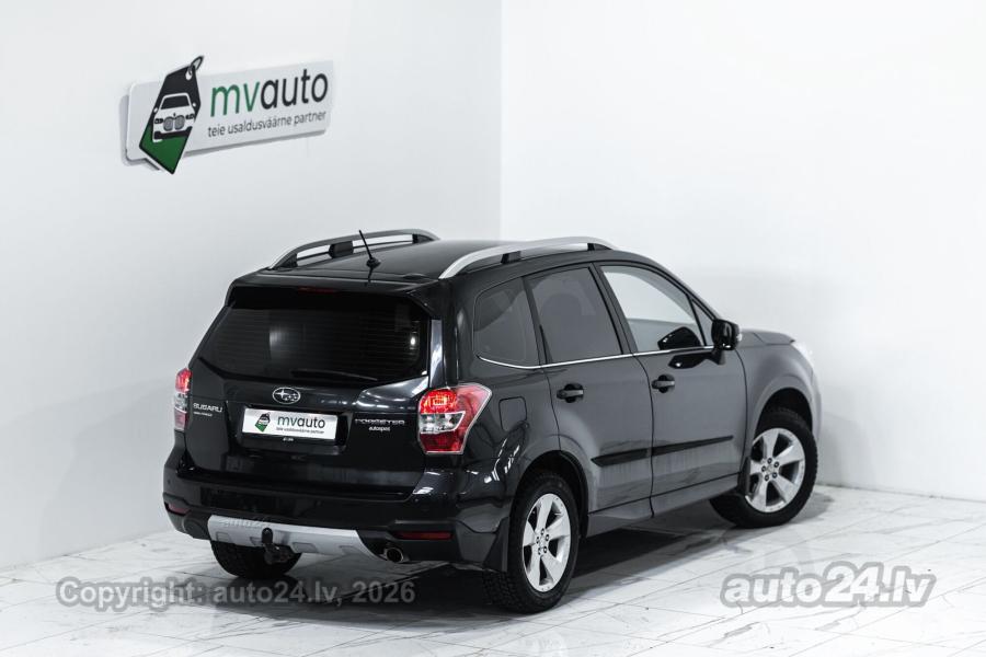 Grey Subaru Forester 2014 in Tallinn, with an engine capacity of 2.00 L and mileage of 236 thousand km for 6990 €, photo 3 on AUTOMOTO.COM.LV