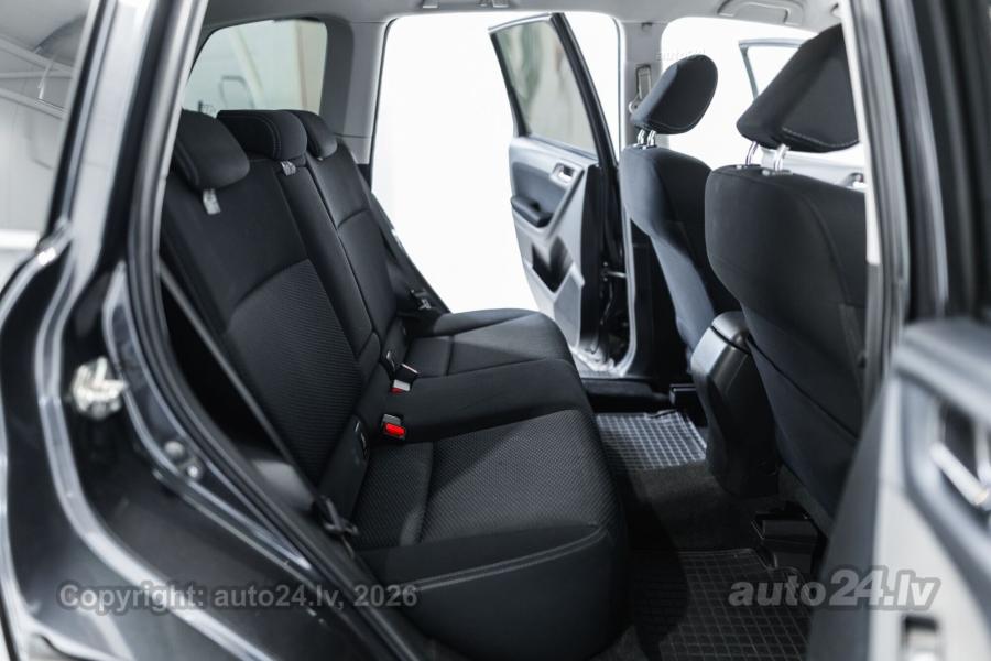 Grey Subaru Forester 2014 in Tallinn, with an engine capacity of 2.00 L and mileage of 236 thousand km for 6990 €, photo 18 on AUTOMOTO.COM.LV