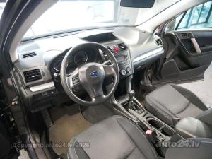Grey Subaru Forester 2014 in Tallinn, with an engine capacity of 2.00 L and mileage of 305 thousand km for 5300 €, photo 8 on AUTOMOTO.COM.LV
