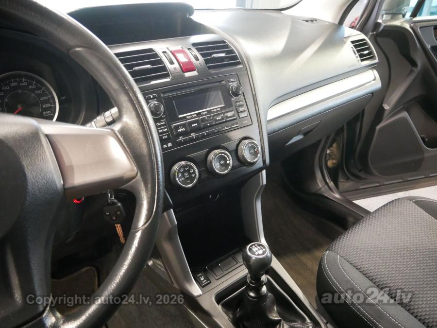 Grey Subaru Forester 2014 in Tallinn, with an engine capacity of 2.00 L and mileage of 305 thousand km for 5300 €, photo 9 on AUTOMOTO.COM.LV