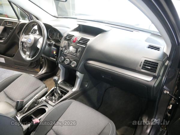 Grey Subaru Forester 2014 in Tallinn, with an engine capacity of 2.00 L and mileage of 305 thousand km for 5300 €, photo 10 on AUTOMOTO.COM.LV