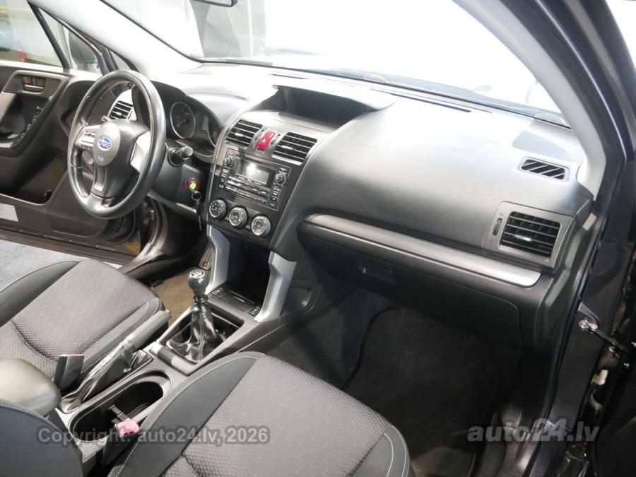 Grey Subaru Forester 2014 in Tallinn, with an engine capacity of 2.00 L and mileage of 305 thousand km for 5300 €, photo 11 on AUTOMOTO.COM.LV