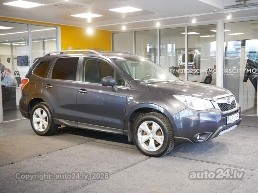 Grey Subaru Forester 2014 in Tallinn, with an engine capacity of 2.00 L and mileage of 305 thousand km for 5300 €, photo 1 on AUTOMOTO.COM.LV